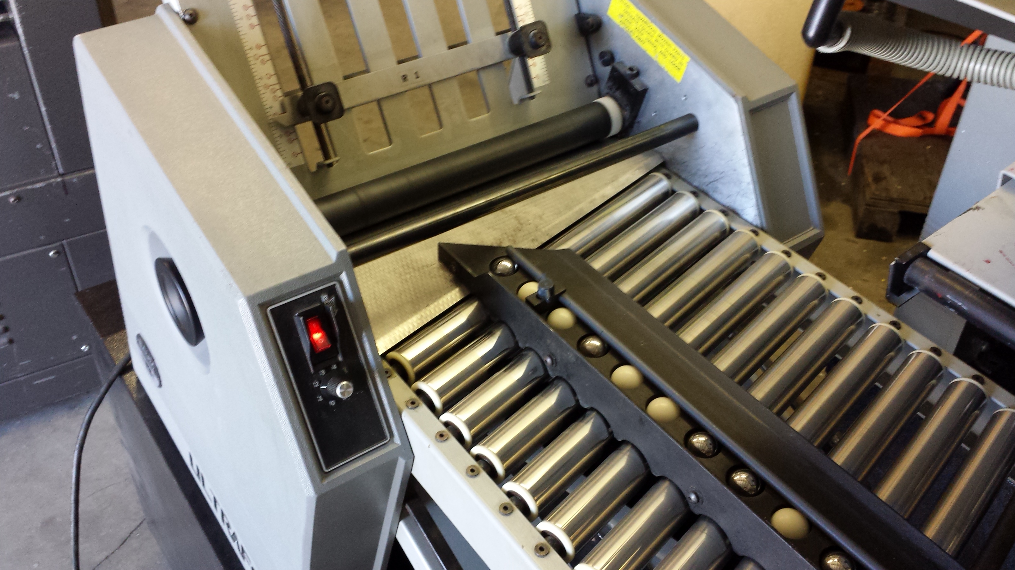 BAUM 714 FOLDER W- RIGHT ANGLE 2 | PRINTING EQUIPMENT SALES
